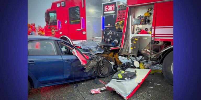 South King Fire engine struck on I-5 while responding to rollover crash ...